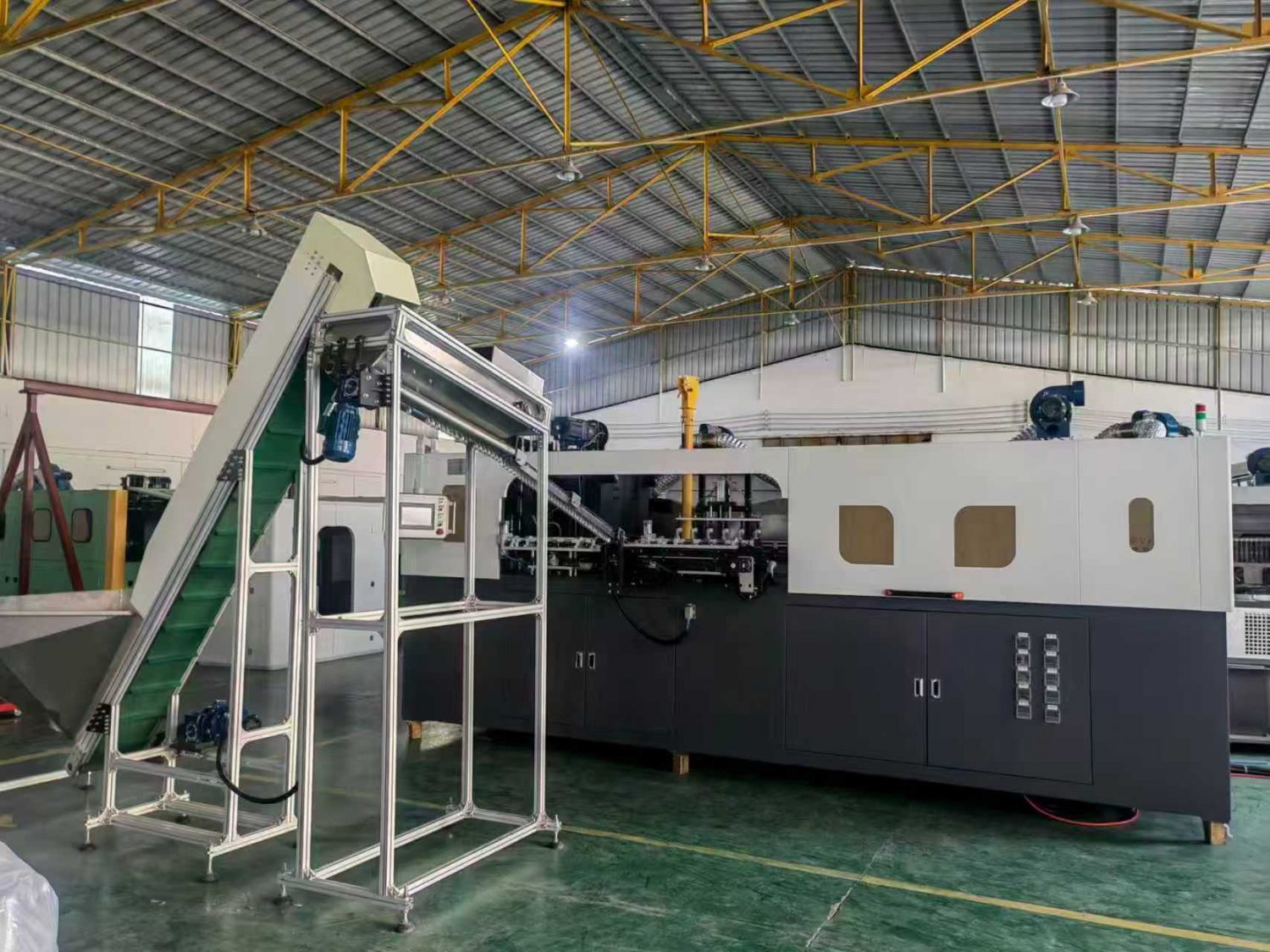 From Preform to Perfect Container: How Blow Molding Technology Shapes ...